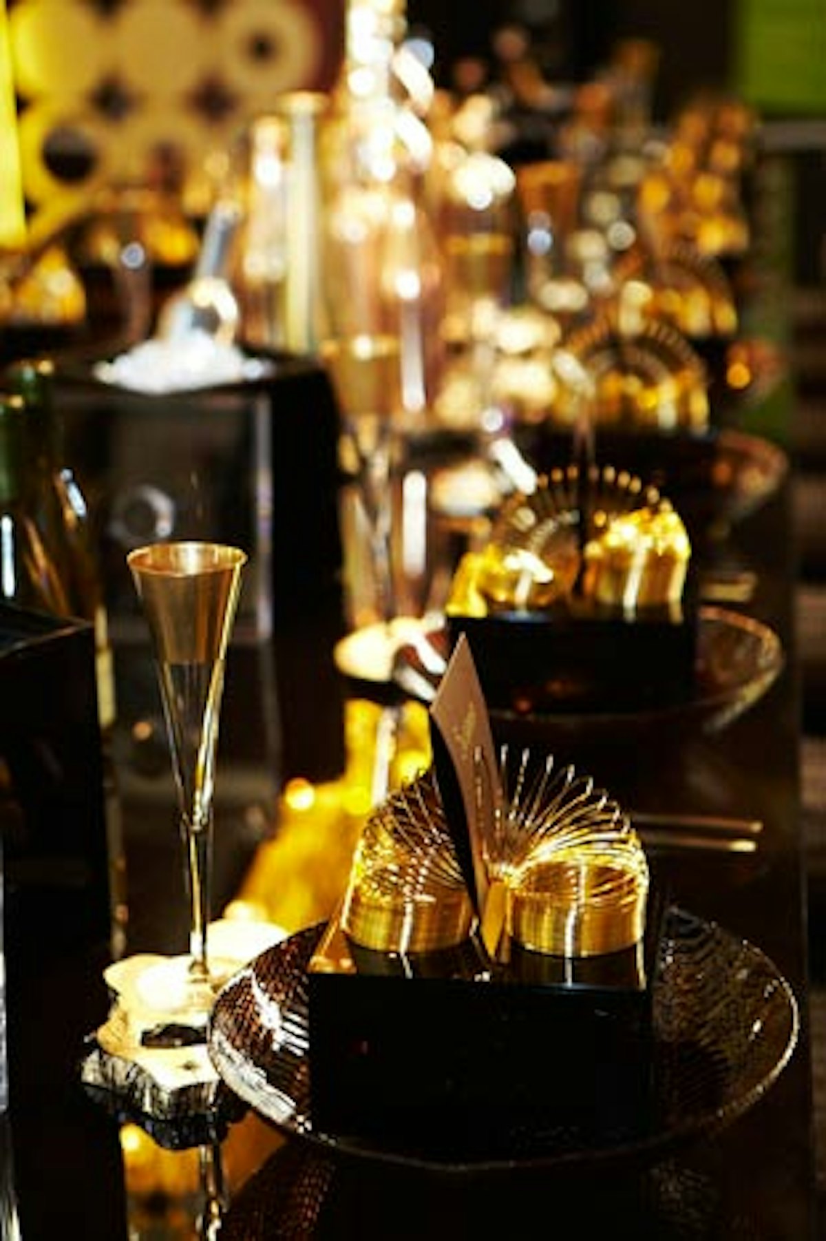 Place Settings | BizBash