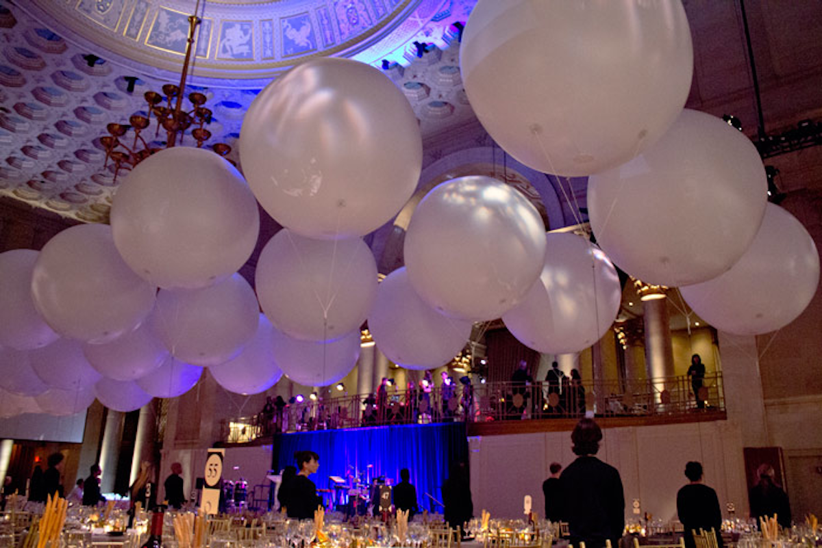 Giant Balloons Form Living Ceiling at Museum Gala | BizBash